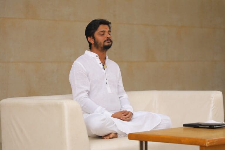 Vinay Guruji: ನವೆಂಬರ್ 14ರಂದು ವಿನಯ್ ಗುರೂಜಿ ಭಕ್ತವೃಂದದಿಂದ ಪ್ರತಿಭಟನೆ | ರಾಜ್ಯ - News18 ಕನ್ನಡ