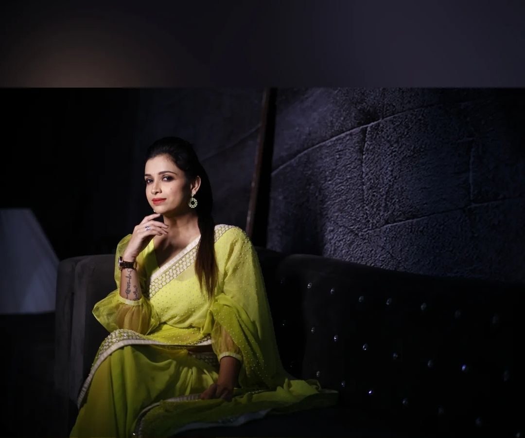 Shwetha Chengappa: ಲೆಮನ್ ಕಲರ್ ಸೀರೆಯಲ್ಲಿ ಶ್ವೇತಾ ಚೆಂಗಪ್ಪ! ಪ್ರೀತಿಯ ಸಂದೇಶ ...