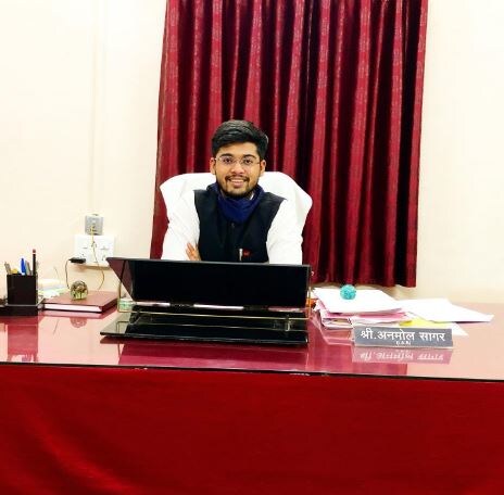 UPSC Inspirational: ಜಸ್ಟ್ 24 ವರ್ಷಕ್ಕೇ IAS ಅಧಿಕಾರಿ ಇವರು: ಪತ್ನಿ ಕೂಡ IFS ...