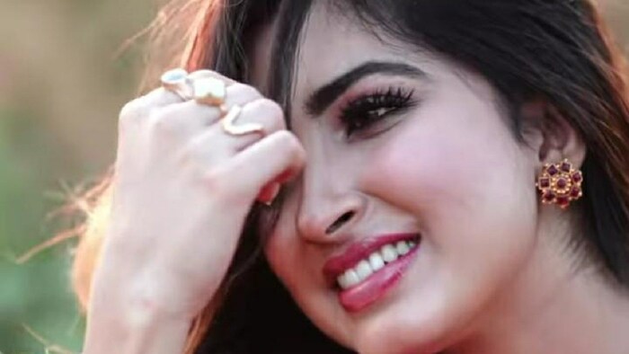 ಶೆಟ್ಟಿ ವಧು ಧರಿಸೋ ಒಡ್ಡಿ ಉಂಗುರ ಧರಿಸಿದ ಸಾನ್ಯಾ ಐಯ್ಯರ್