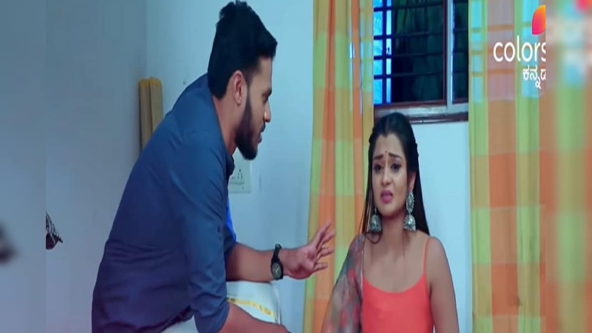 Ramachari: ಚಾರುಗೆ ಶಾಶ್ವತವಾಗಿ ಕಣ್ಣು ಬರಲ್ವಾ? ಕಣ್ಣೀರಿಡುತ್ತಿದ್ದಾನೆ ರಾಮಾಚಾರಿ! | ಮನರಂಜನೆ - News18 ಕನ್ನಡ