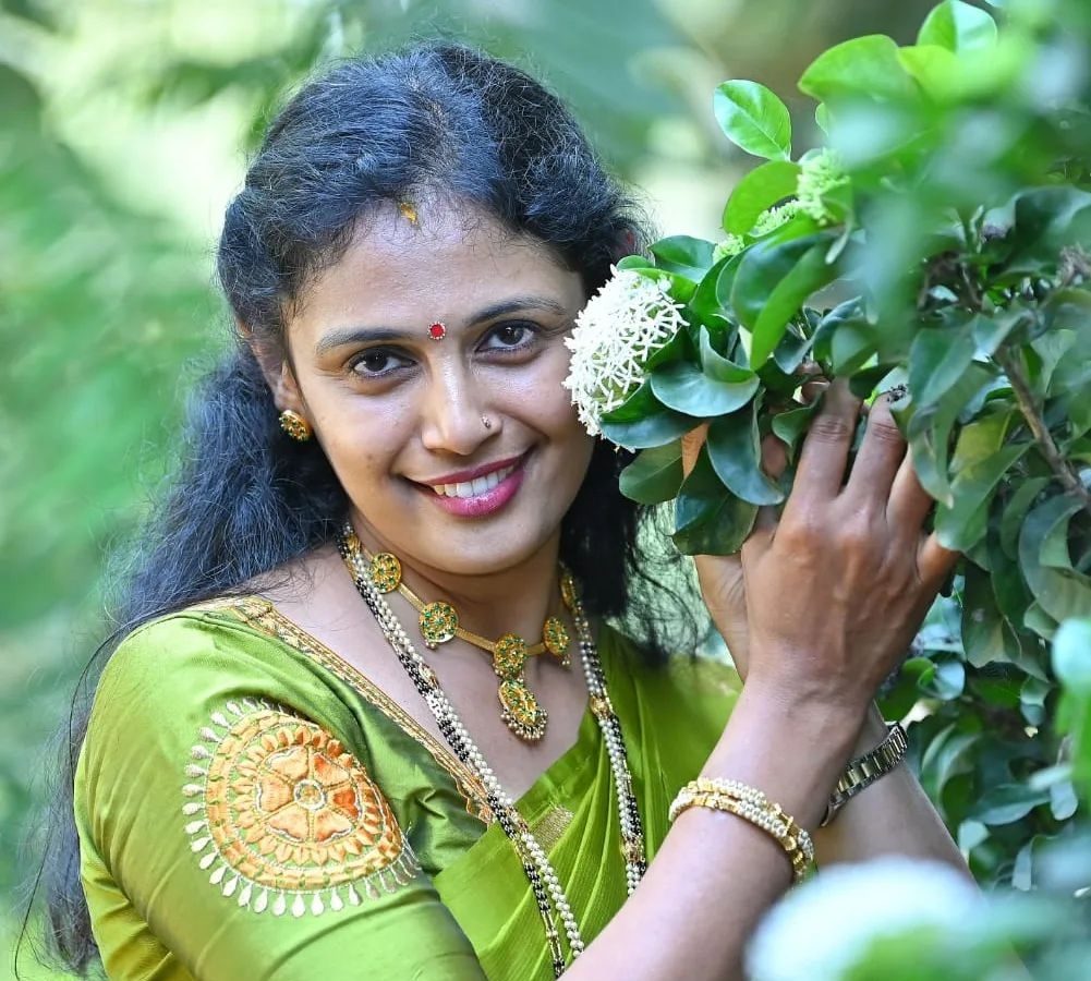 Manasi Sudhir: ಕಾಂತಾರದ ಕಮಲ ಭರ್ಜರಿ ಫೋಟೋಶೂಟ್! ಸೀರೆಯಲ್ಲಿ ಲುಕ್ ಹೇಗಿದೆ ನೋಡಿ – News18 ಕನ್ನಡ