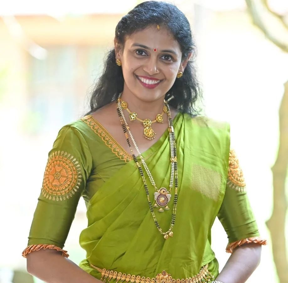 Manasi Sudhir: ಕಾಂತಾರದ ಕಮಲ ಭರ್ಜರಿ ಫೋಟೋಶೂಟ್! ಸೀರೆಯಲ್ಲಿ ಲುಕ್ ಹೇಗಿದೆ ನೋಡಿ ...