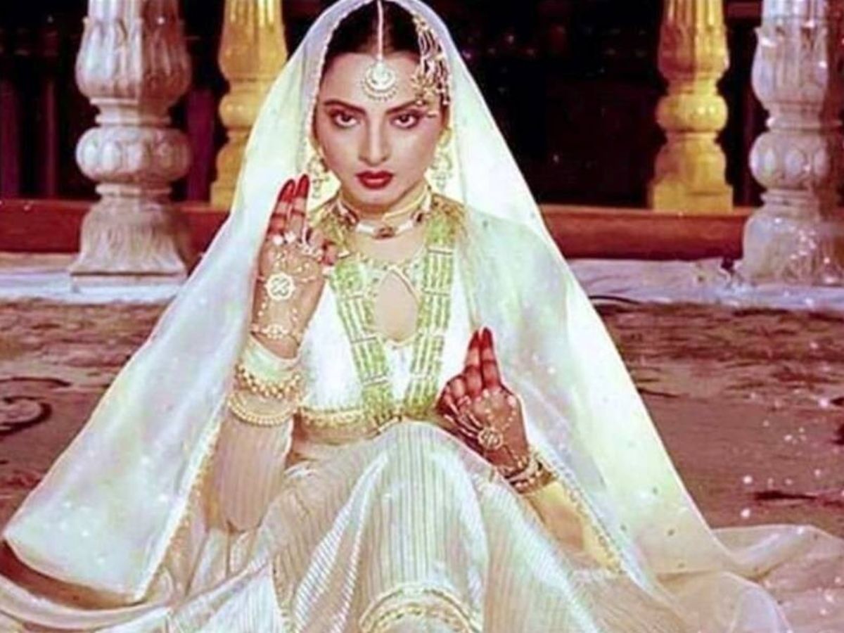 Actress Rekha: ಸುಂದರಿ ರೇಖಾ ಕೂಡಾ ಬಾಡಿ ಶೇಮಿಂಗ್ ಎದುರಿಸಿದ್ರು! – News18 ಕನ್ನಡ