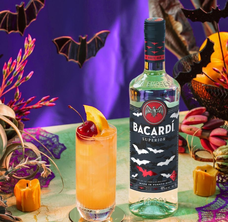 Bacardi Logo Facts: ಬಕಾರ್ಡಿ ಬಾಟಲ್ ನಲ್ಲಿ ಬಾವಲಿ ಚಿತ್ರ ಇರೋದೇ ಈ ಕಾರಣಕ್ಕಂತೆ ...