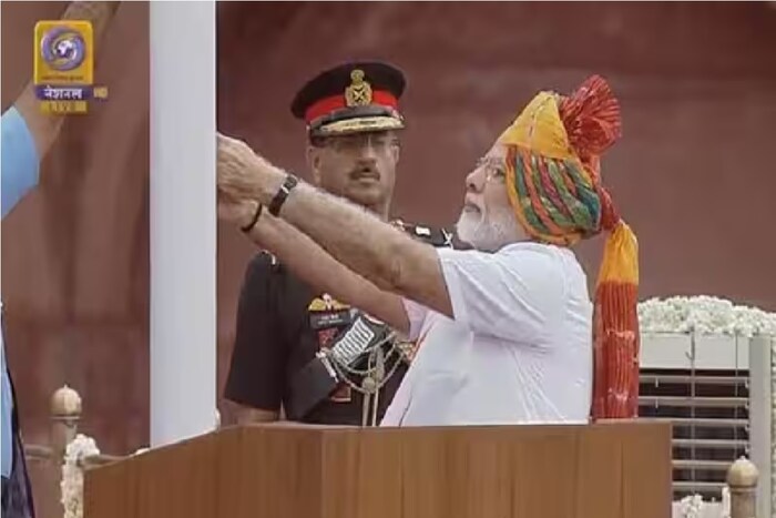 ಸ್ವಾತಂತ್ರ್ಯ ದಿನದಂದು ಆಕರ್ಷಕ ಡ್ರೆಸ್ನಲ್ಲಿ ಮಿಂಚಿದ ಪ್ರಧಾನಿ ಏನಿದು ಮೋದಿ ಸ್ಟೈಲ್