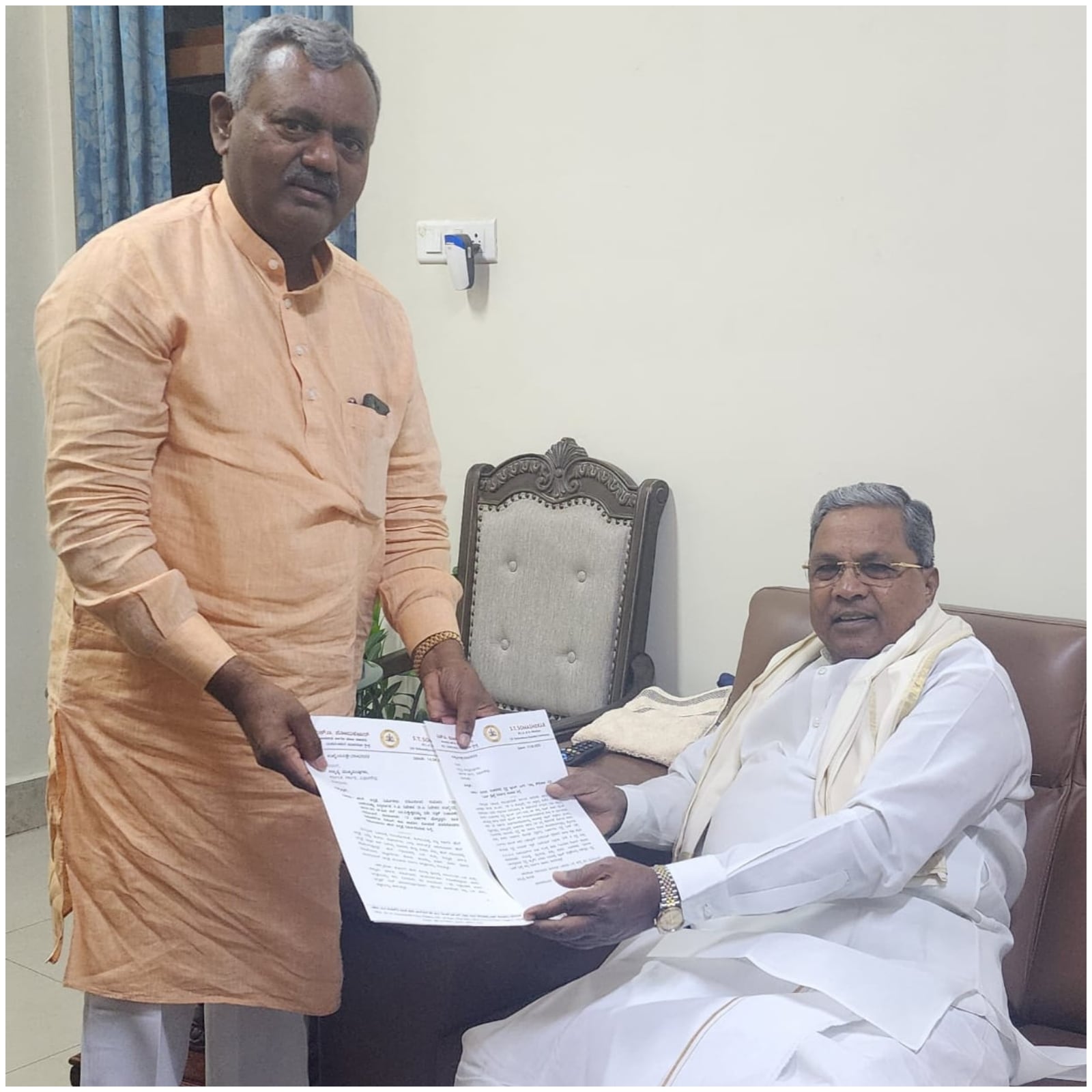 ST Somashekar: ಆಪರೇಷನ್ ಹಸ್ತದ ಸುದ್ದಿ ನಡುವೆ ಸಿಎಂ ಸಿದ್ದು, ಎಸ್ ಟಿ ಸೋಮಶೇಖರ್ ...