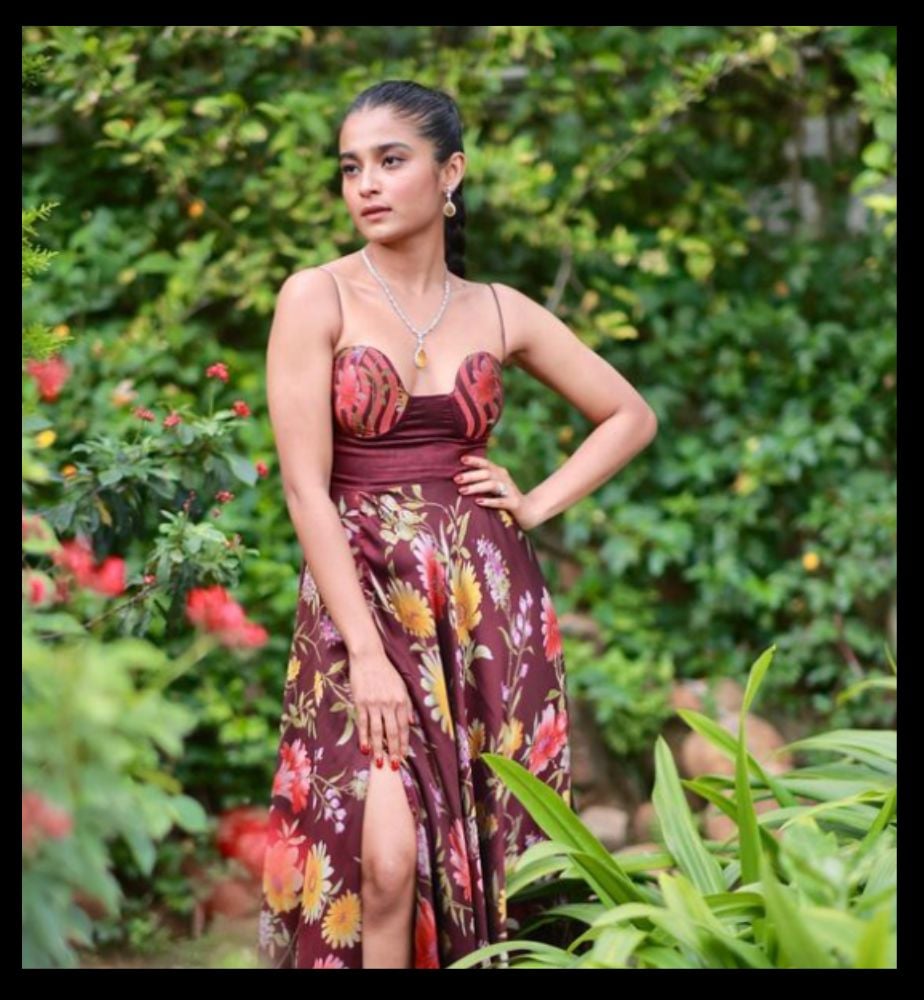 ಟೋಬಿ ಹುಡುಗಿಯ ಸಿಂಪಲ್ ಲುಕ್; ಚೈತ್ರಾ ಆಚಾರ್ ಮಸ್ತ್ ಪೋಸ್! – News18 ಕನ್ನಡ