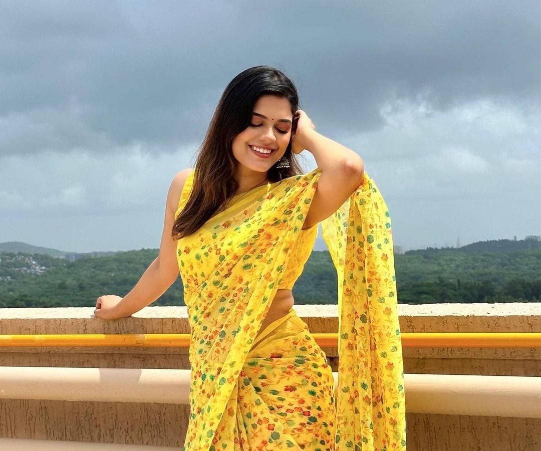 Asha Bhat: ಹಳದಿ ಸೀರೆಯಲ್ಲಿ ರಾಬರ್ಟ್ ಚೆಲುವೆ! ಅತಿ ಸುಂದರ ಎಂದ ಫ್ಯಾನ್ಸ್ – News18 ಕನ್ನಡ