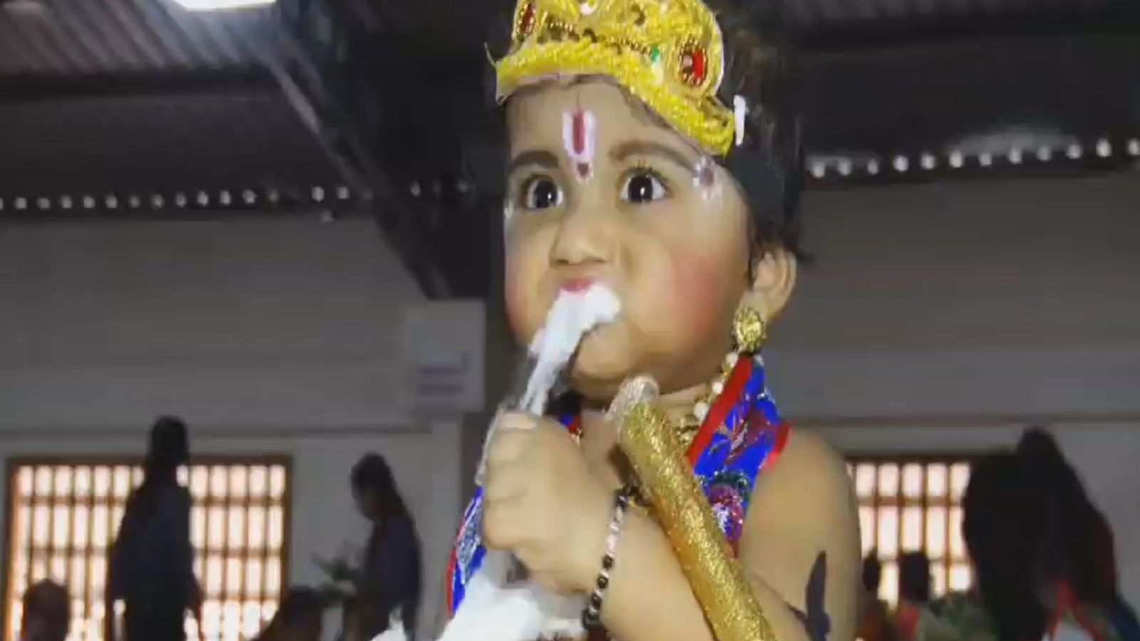 Krishna Vesha: ಆಹಾ, ಉಡುಪಿಯ ಈ ಮುದ್ದು ಕೃಷ್ಣಂದಿರನ್ನು ನೋಡೋದೇ ಚಂದ! | ಉಡುಪಿ ...