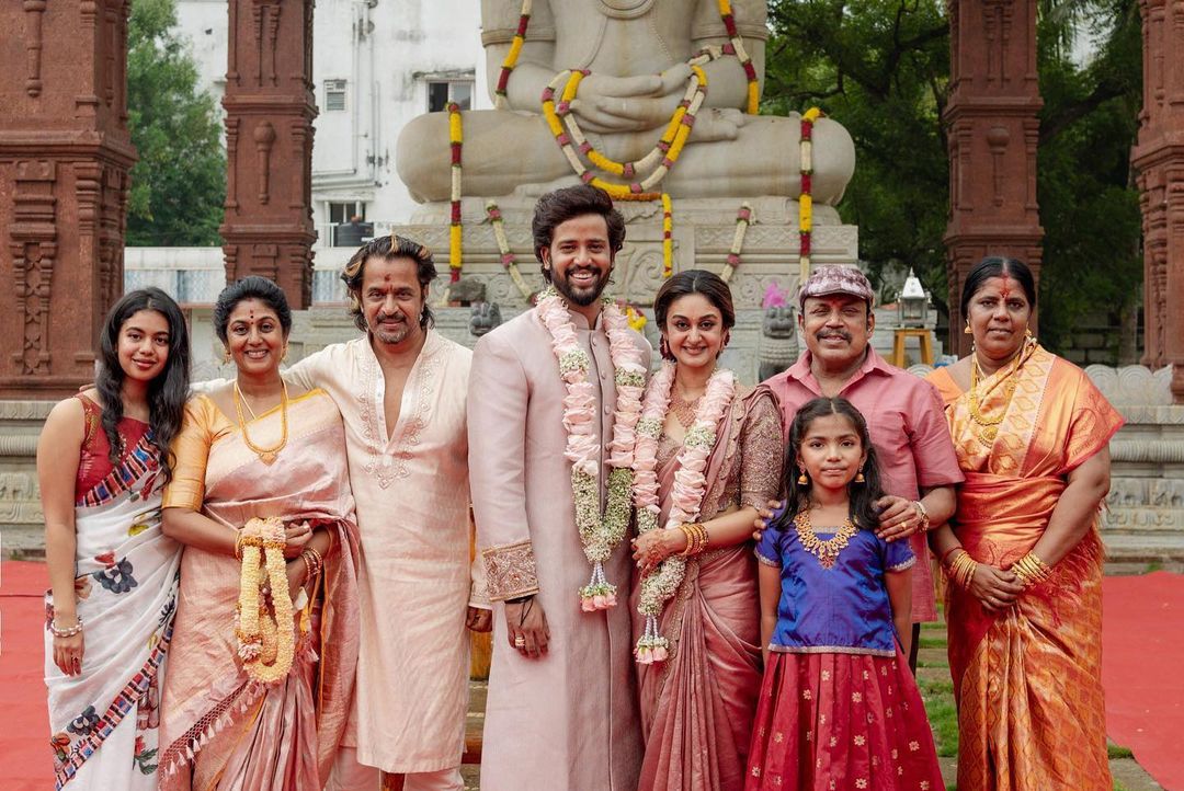 Arjun Sarja: ಮಗಳ ಎಂಗೇಜ್ಮೆಂಟ್ ಸಂಭ್ರಮ, ಅಳಿಯನ ಬಗ್ಗೆ ಅರ್ಜುನ್ ಸರ್ಜಾ ಮೊದಲ ...