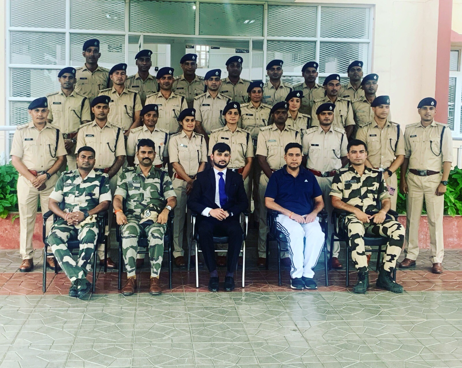 Success Story: 21 ವರ್ಷಕ್ಕೆ ಗ್ರಾಮ ದತ್ತು ಪಡೆದ ಯುವಕ! IAS-IPS ಅಧಿಕಾರಿಗಳಿಗೆ ...