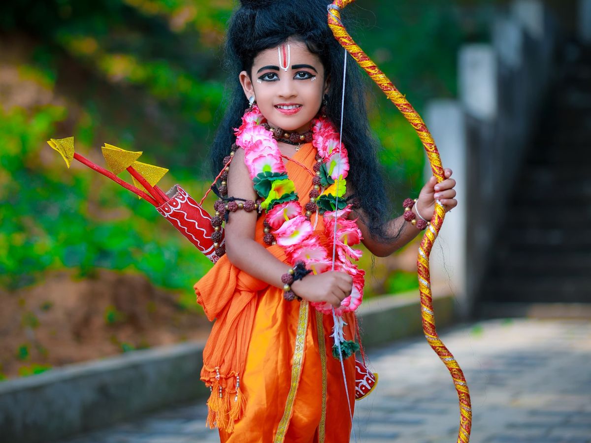 Muddu Rama: ಬಿಲ್ಲು ಬಾಣ ಹಿಡಿದ ನಗುಮೊಗದ ರಾಮ; ಹೇಗಿದೆ ನೋಡಿ ಮುದ್ದಾದ ಫೋಟೋಸ್ ...