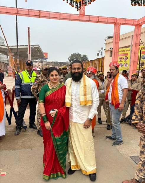 ಶ್ರೀರಾಮಚಂದ್ರನ ಜನ್ಮಸ್ಥಳದಲ್ಲಿ, ಬಾಲ ರಾಮನ ಕಂಡ ಸಂಭ್ರಮದಲ್ಲಿ ರಿಷಬ್ ಶೆಟ್ಟಿ ...