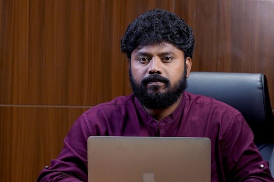 MLA Pradeep Eshwar: ದಳ ಕಾರ್ಯಕರ್ತನಿಗೆ ಪ್ರದೀಪ್ ಈಶ್ವರ್ ಬೆಂಬಲಿಗರಿಂದ ಜೀವ ...