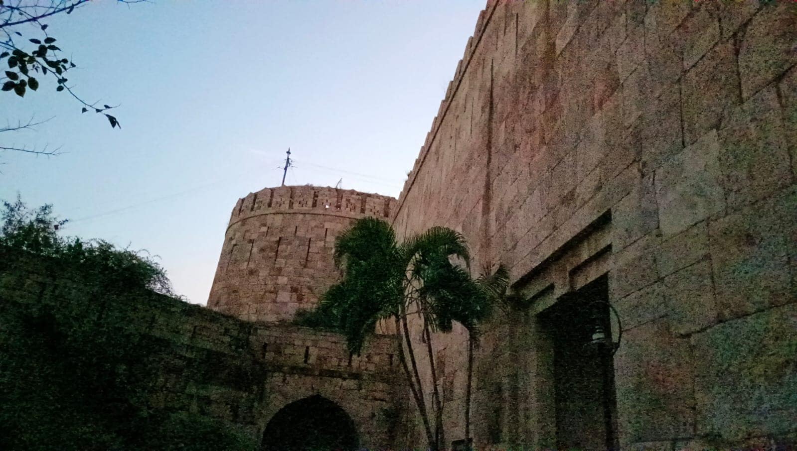 Belagavi Fort: ಇದು ಎಂಟು ಸುತ್ತಿನ ದೇಸಾಯಿ ಕೋಟೆ; ಇಲ್ಲಿರೋ ಟೆಕ್ನಾಲಜಿಗೆ ...