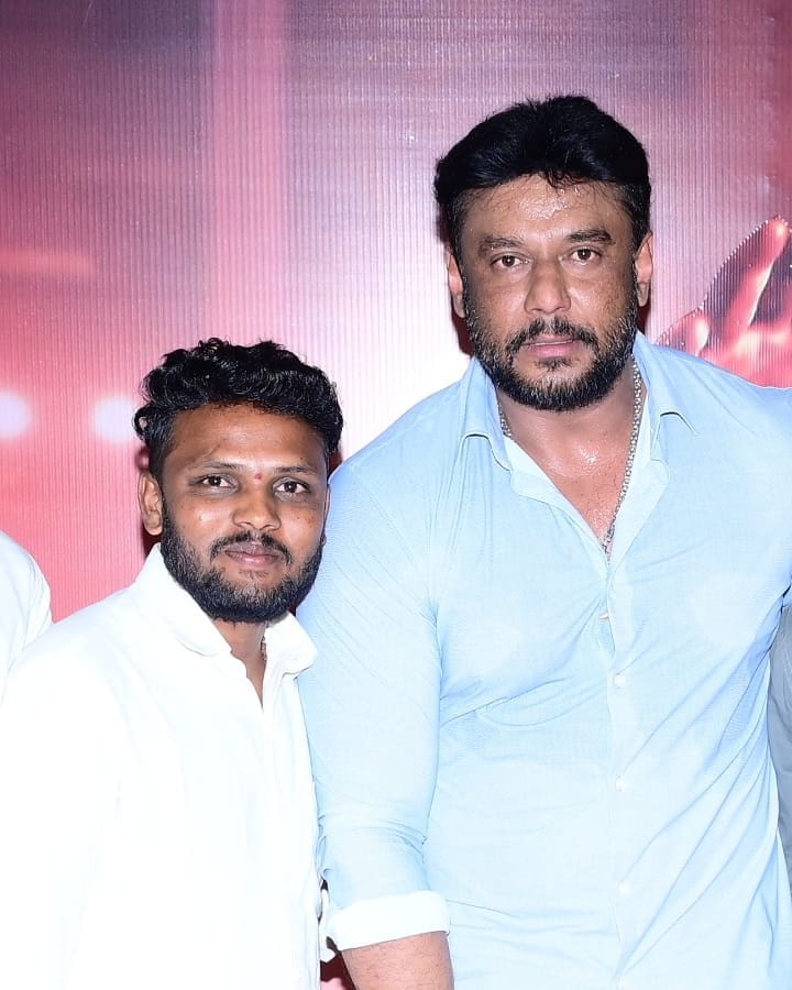 Darshan Birthday: ದರ್ಶನ್ ಜೊತೆಗೆ ನಿಮ್ಮ ಫೋಟೋಸ್ ಇಲ್ಲಿವೆ ನೋಡಿ | darshan ...