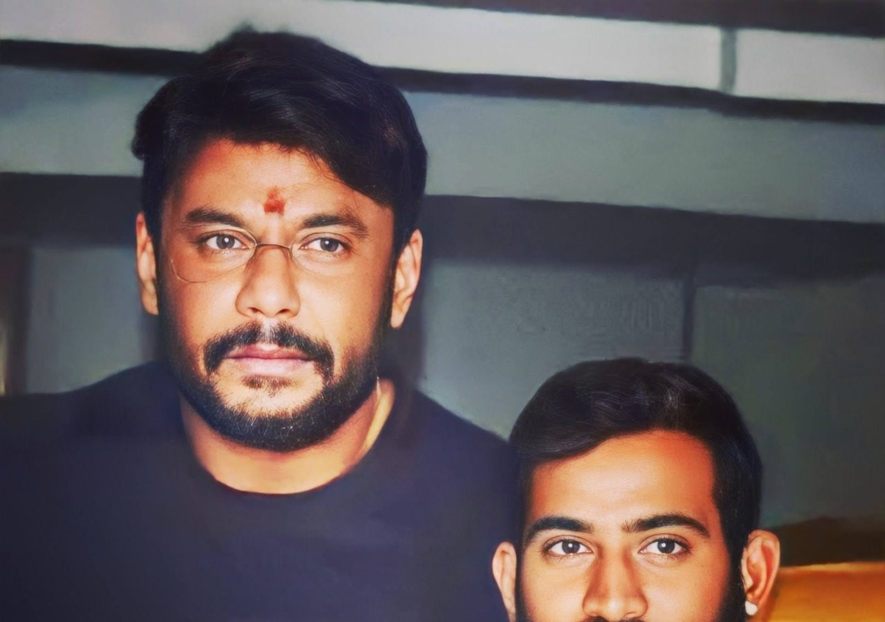 Darshan Birthday: ನೆಚ್ಚಿನ ದರ್ಶನ್ ಜೊತೆ ಅಭಿಮಾನಿಗಳ ಫೋಟೋಸ್ ಇಲ್ಲಿವೆ ನೋಡಿ ...