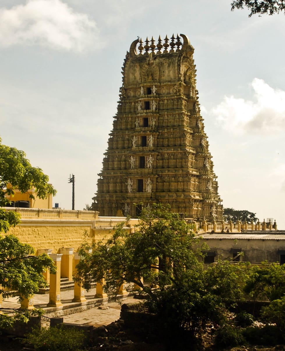 Mysuru chamundi hills development committee details here | - News18 Kannada