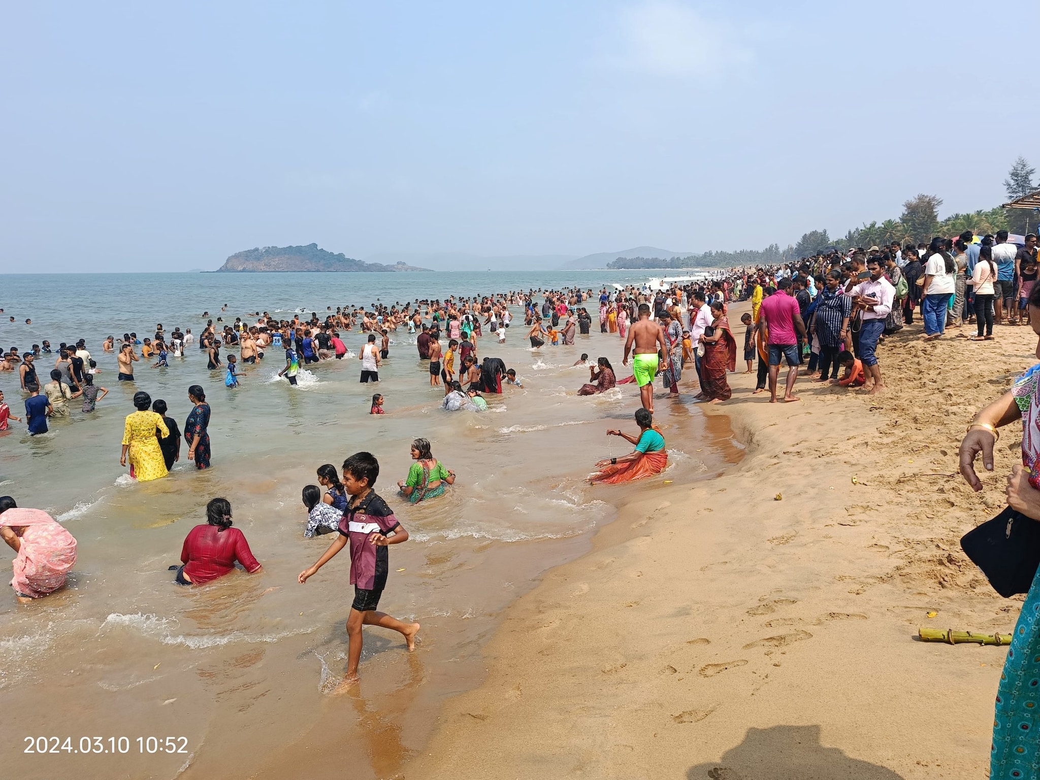 Pallakki Utsav: ಮಾಜಾಳಿ ಕಡಲ ತೀರದಲ್ಲಿ 7 ದೇವರ ಪಲ್ಲಕ್ಕಿ ಉತ್ಸವ ಸಂಭ್ರಮ ...