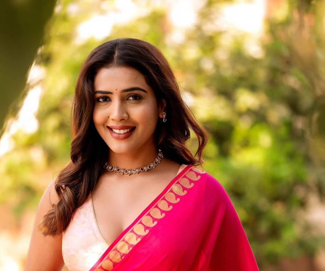 Sara Annaiah: ಅಜ್ಜಿಯ ಸೀರೇನಾ? ಸಾರಾ ಅಣ್ಣಯ್ಯ ಉಟ್ಟ ಸಿಂಪಲ್ ಸೀರೆ ಮೇಲೆ ...