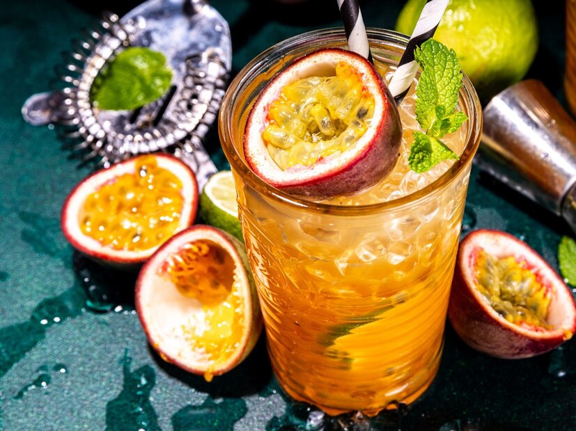 Passion Fruit: ಈ ಶ್ರೀ ಕೃಷ್ಣ ಫಲ ಸಿಕ್ಕರೆ ಬಿಡಬೇಡಿ; ಇದರ ಸೇವನೆಯಿಂದ ಅದ್ಭುತಗಳೇ ...