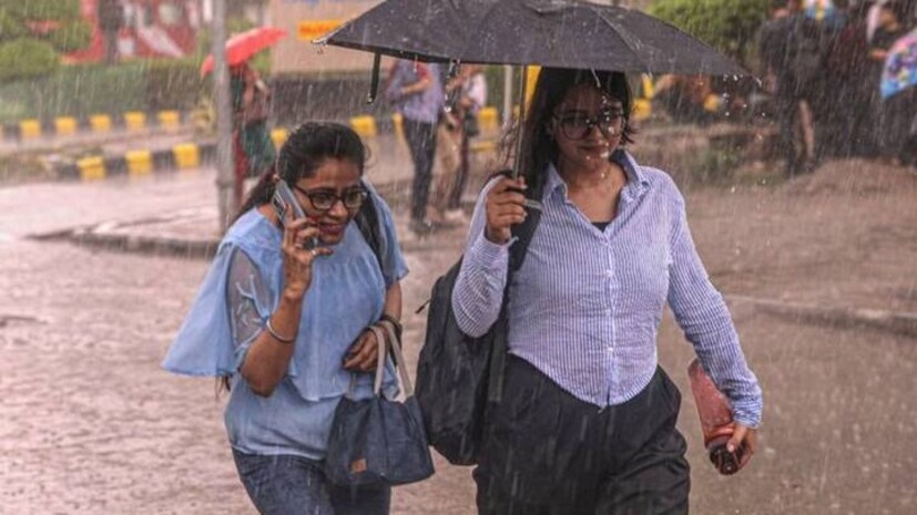 ಗಂಟೆಗೆ 55KM ವೇಗದಲ್ಲಿ ಬಿರುಗಾಳಿ ಸಹಿತ ಮಳೆ, ಮೀನುಗಾರರಿಗೆ ಸಮುದ್ರಕ್ಕೆ ಇಳಿಯದಂತೆ ...