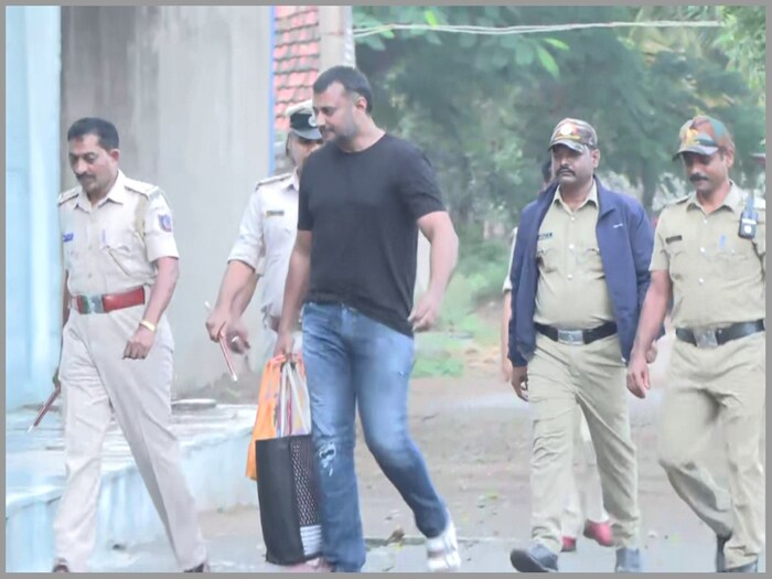 Darshan: ದರ್ಶನ್ ಗೆ ತೀವ್ರ ಬೆನ್ನು ನೋವು ಹಿನ್ನೆಲೆ ಗಂಡನ ನೋಡಲು ಬಂದ ...