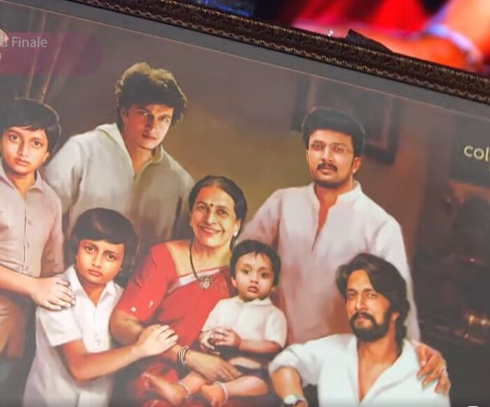 Kiccha Sudeep: ಕ್ಷಮೆ ಇರಲಿ ಅಪ್ಪ, ವೇದಿಕೆ ಮೇಲೆ ಮಾಡಿದ ಆ ತಪ್ಪಿಗೆ ತಂದೆಗೆ ಸಾರಿ ...