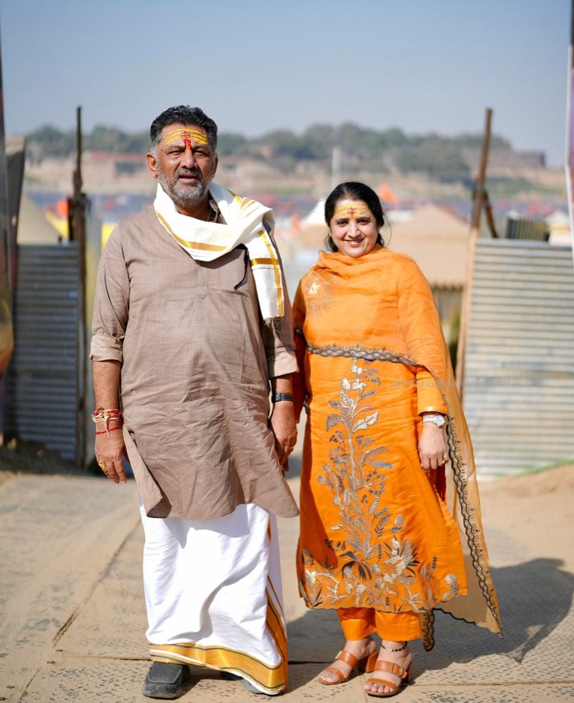 DK Shivakumar-Maha Kumbh: ಅತ್ತ ಮಹಾಕುಂಭದ ಬಗ್ಗೆ ಖರ್ಗೆ ಲೇವಡಿ, ಇತ್ತ ಪುಣ್ಯಸ್ನಾನ ಮಾಡಿದ ಡಿಕೆಶಿ ...