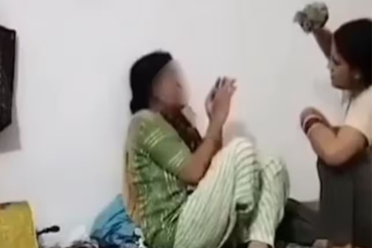 Viral Video:'ನಿನ್ನ ರಕ್ತ ಕುಡಿಯುತ್ತೇನೆ'; ಆಸ್ತಿಗಾಗಿ ತಾಯಿಯನ್ನು ಬರ್ಬರವಾಗಿ ಥಳಿಸಿದ ಮಹಿಳೆ! | Haryana ...