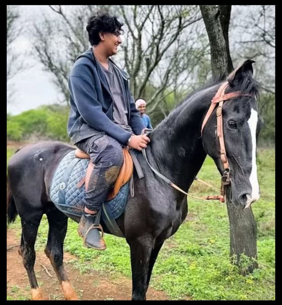 Vineesh Darshan: ಅಪ್ಪನಂತೆ ಕುದುರೆ ಸವಾರಿ ಕಲಿತ ವಿನೀಶ್ ದರ್ಶನ್! ಫೋಟೋ ಫುಲ್ ವೈರಲ್ | Kannada Actor ...