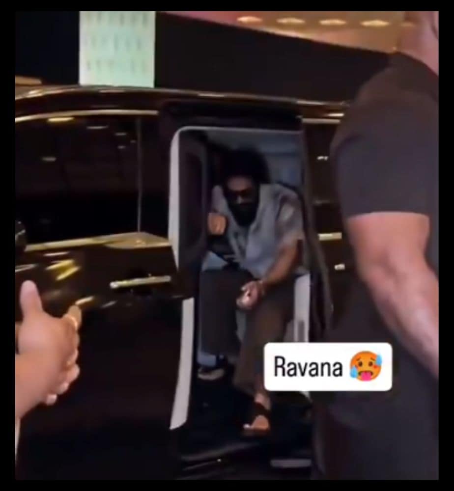 Yash Black Car: ರಾಕಿಂಗ್ ಸ್ಟಾರ್ ದುಬಾರಿ ಕಾರ್; ಈ ಐಷಾರಾಮಿ ಕಾರಿನ ಬೆಲೆ ಎಷ್ಟು ...