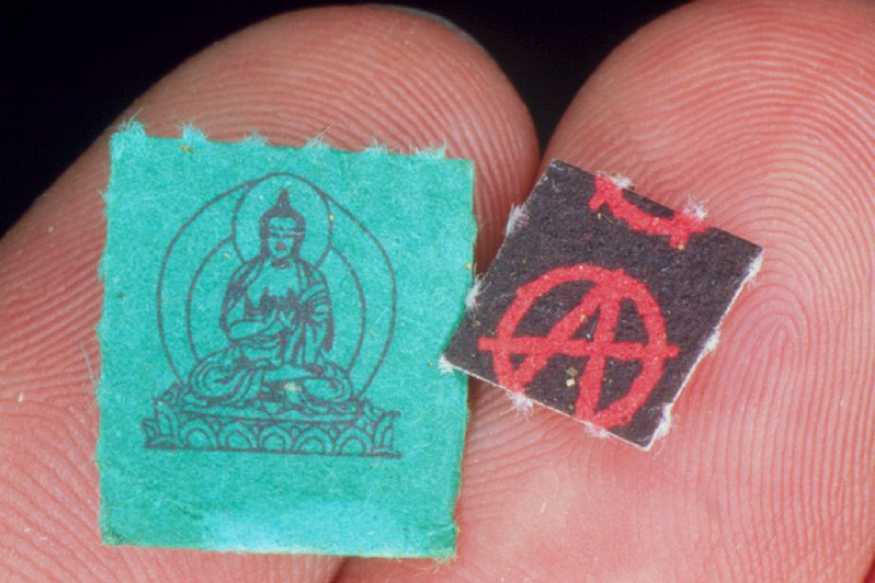 Malayalam News - lsd stamp drug two arrested in kochi | News18 Kerala ...