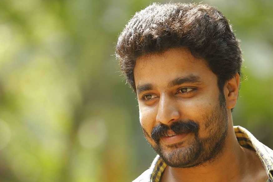 Malayalam News - Deepak Parambol shows off six pack | News18 Kerala ...