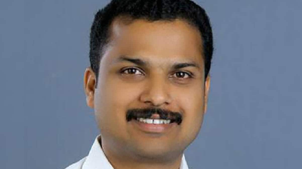 ആപ്പുമായി വി കെ പ്രശാന്ത് എംഎൽ‌എ; യുവാക്കളെ ഉൾപ്പെടുത്തി 'ആർമി'യും ...