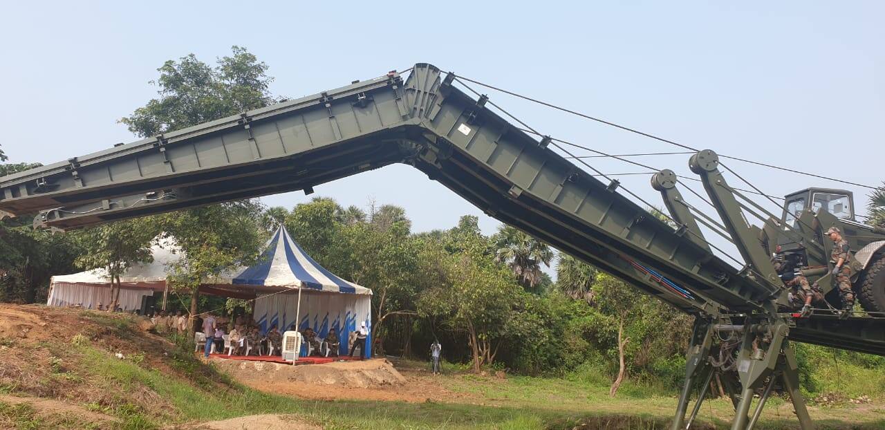 രണ്ടര മണിക്കൂറിൽ 75 മീറ്റർ പാലം നിർമിക്കാം; ഇന്ത്യൻ സൈന്യത്തിന് അഭിമാന ...