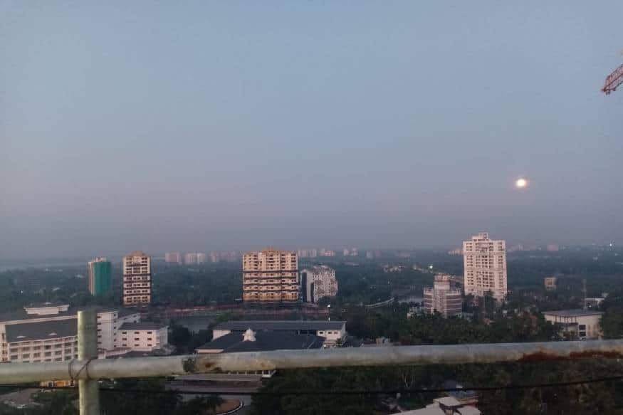 Maradu Flat Demolition: മരടിൽ നിന്നുള്ള വിവിധ ദൃശ്യങ്ങൾ – News18 മലയാളം