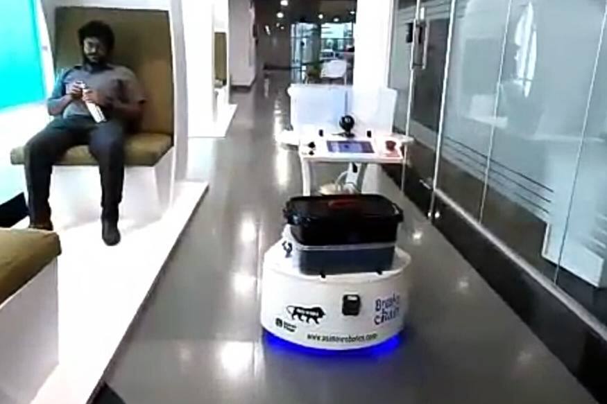 ലാലേട്ടന്റെ കരുതൽ; ഐസൊലേഷൻ വാർഡിലേക്ക് ഭക്ഷണവും മരുന്നുമായി റോബോട്ട് ...