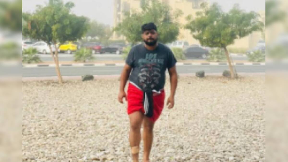 Mithun Ramesh | 'ഇങ്ങനെ നഗ്നത പ്രദർശിപ്പിച്ചാൽ വീട്ടിൽ ചോദിക്കാനും ...