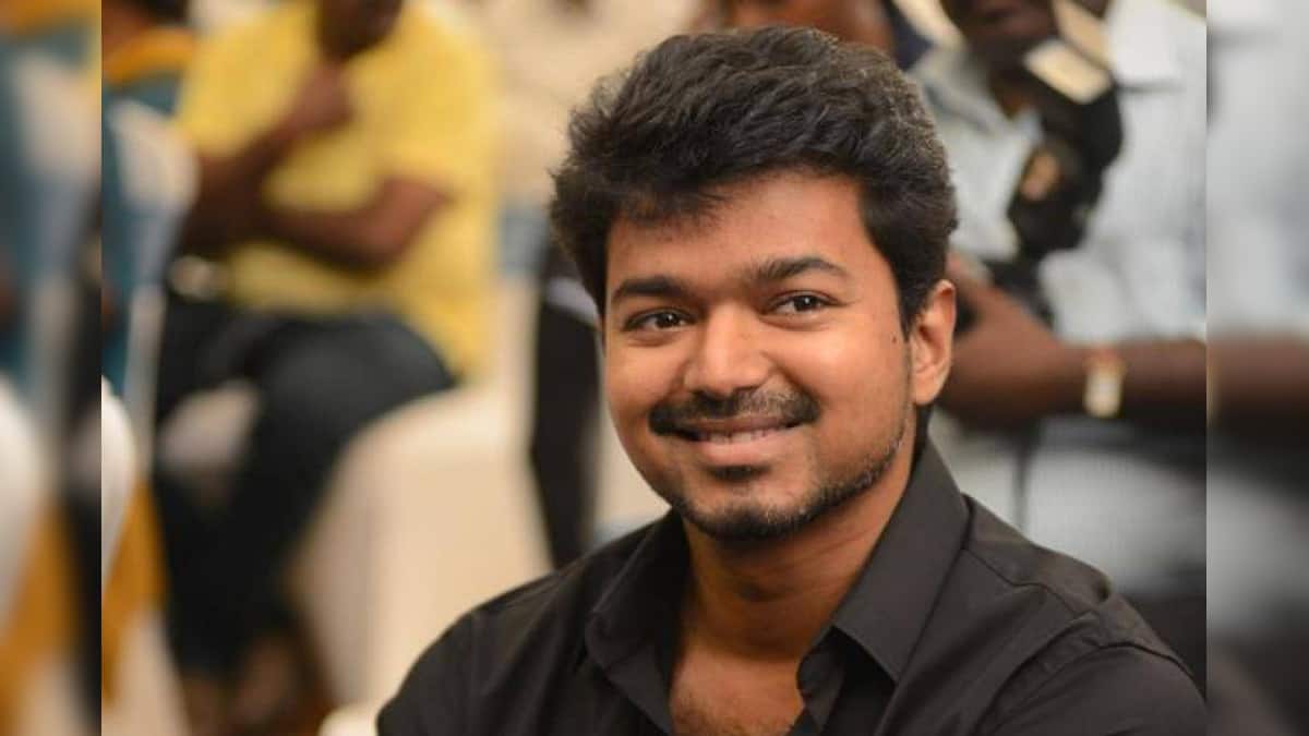 Actor Vijay| വിജയ് യുടെ പേരിൽ രാഷ്ട്രീയ പാർട്ടി ഇനി ഇല്ല; വിജയ് മക്ക ...