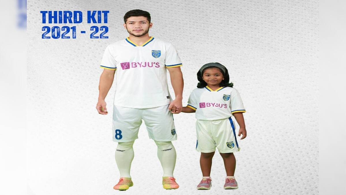 ISL |കേരള ബ്ലാസ്‌റ്റേഴ്‌സ് പുതിയ സീസണിനുള്ള മൂന്നാം കിറ്റ് ...