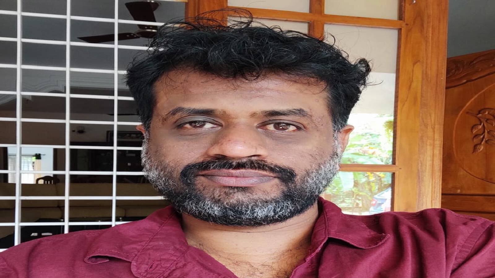 Jeo Baby | പ്രഥമ ടി ദാമോദരന്‍ പുരസ്കാരം സംവിധായകൻ ജിയോ ബേബിയ്ക്ക് ...