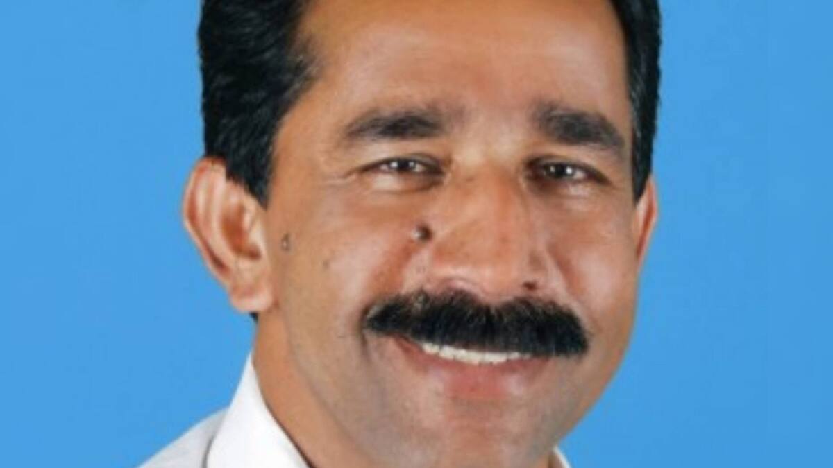 CV Varghese | 'ഡീൻ കുര്യാക്കോസിനെ ഉടുമുണ്ടില്ലാതെ ഇടുക്കിയിൽനിന്ന് ...