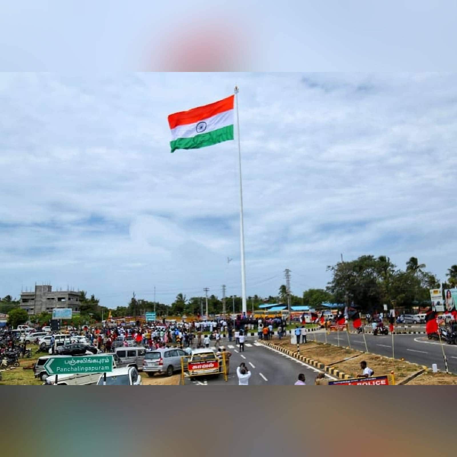 147.60 അടി ഉയരെ തമിഴ്‌നാട്ടിലെ ഏറ്റവും ഉയരം കൂടിയ ദേശീയപതാക ...