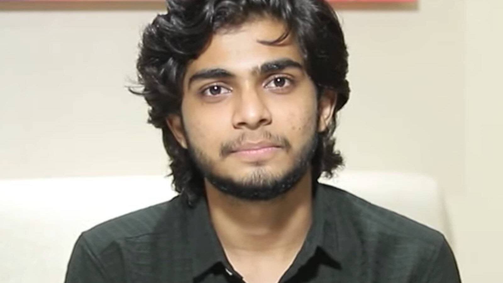 'പ്രധാനമന്ത്രിക്കെതിരെ കമന്റിട്ടത് ഞാനല്ല; എനിക്ക് ഫേസ്ബുക്ക് ...