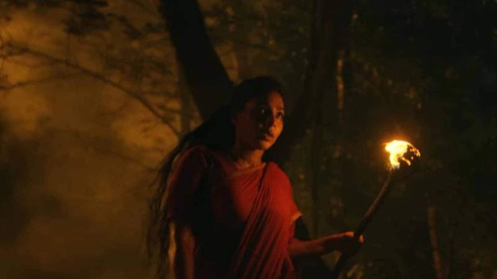 Kumari review | കഥയേതുമില്ലാതെ പോയൊരു കെട്ടുകഥയുടെ സിനിമാക്കാഴ്ച ...