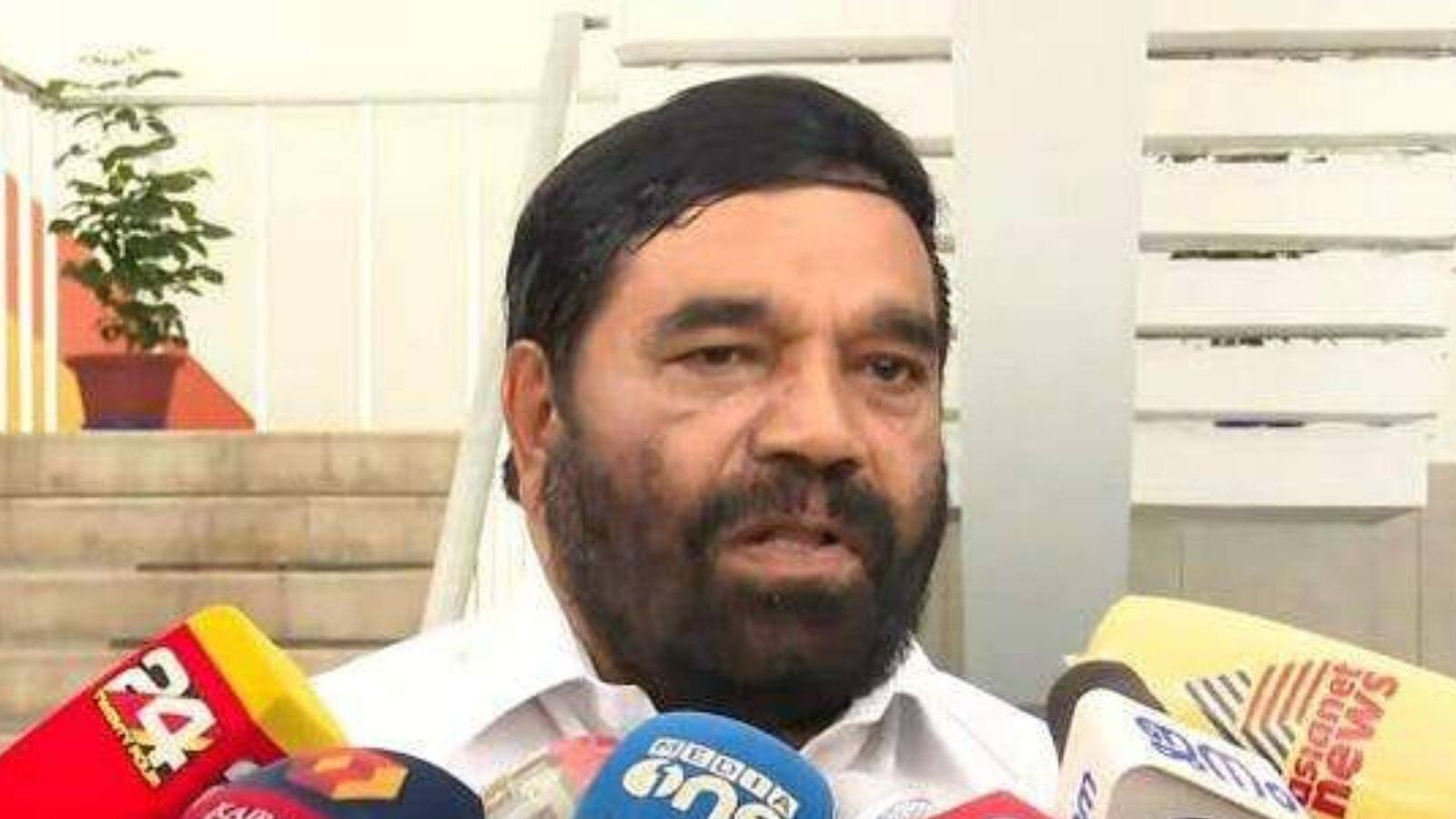 നോട്ടീസ് നൽകാതെ ജപ്തി; വീട് തിരികെ നൽകുമെന്ന് സഹകരണമന്ത്രി വാസവ ...