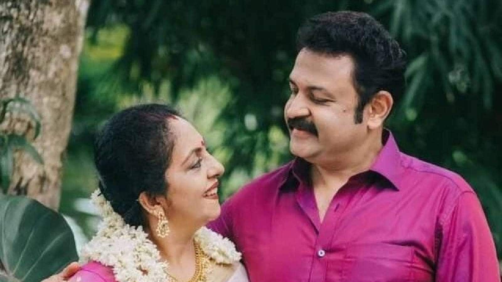 അമിത ആവേശമൊന്നും എനിക്കില്ലായിരുന്നു; സിന്ധു നേരെ മറിച്ചും; 28 വർഷത്തെ ദാമ്പത്യത്തെക്കുറിച്ച് ...