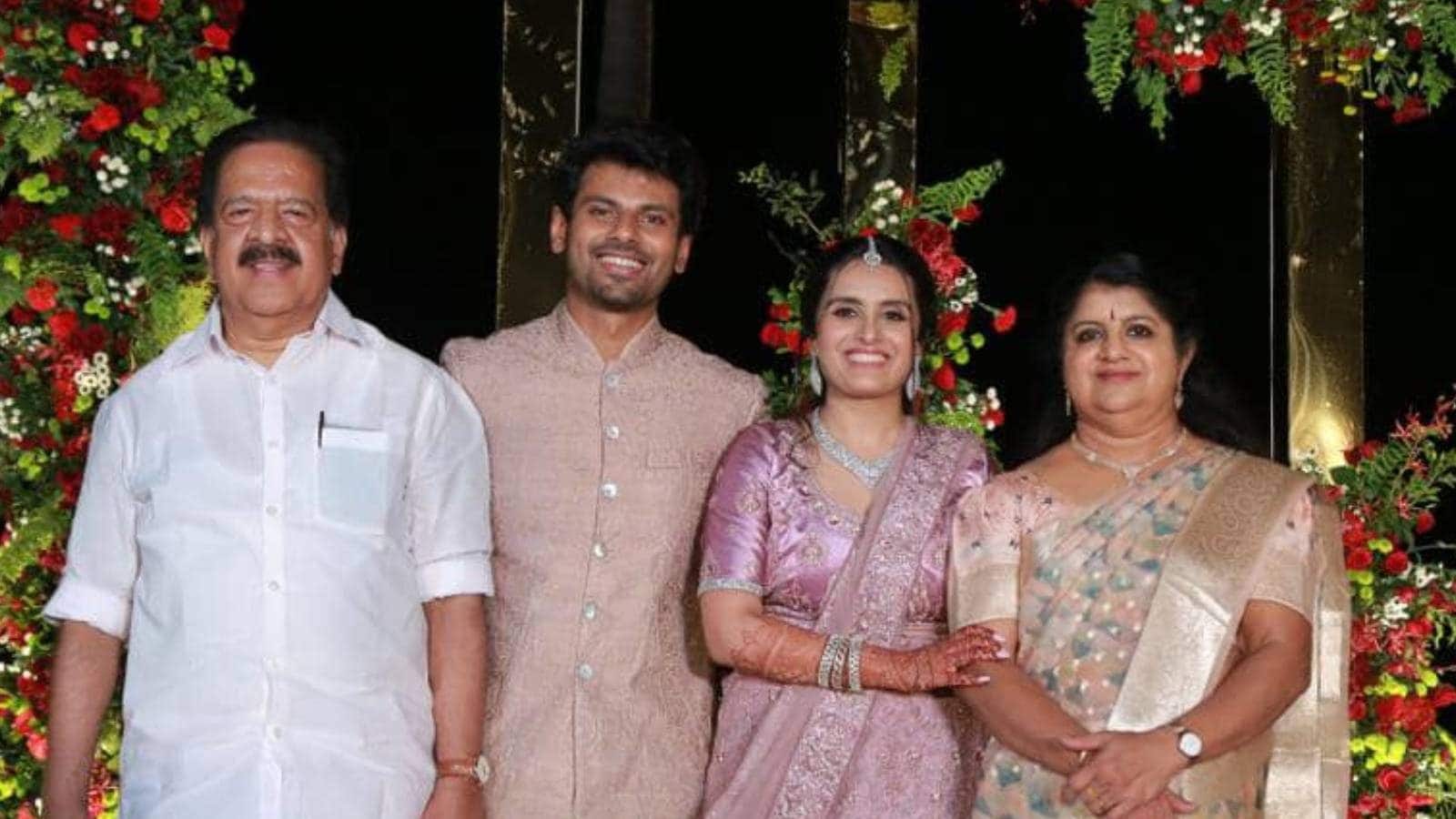 രമേശ് ചെന്നിത്തലയുടെ മകൻ രമിത്തിന്റെ വിവാഹ നിശ്ചയം കഴിഞ്ഞു; വധു ജൂനിറ്റ ജോൺ | congress leader ...